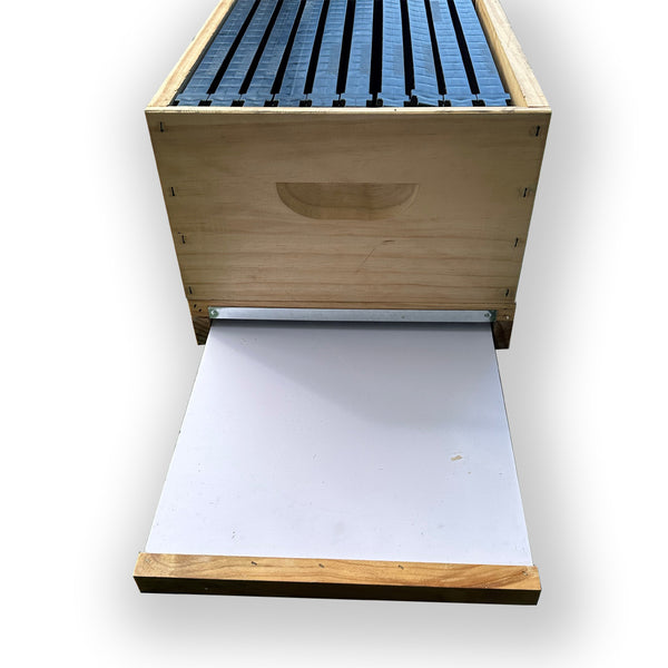 Wooden bottom board with varroa surveillance screen -10 Frame - Ecrotek ...