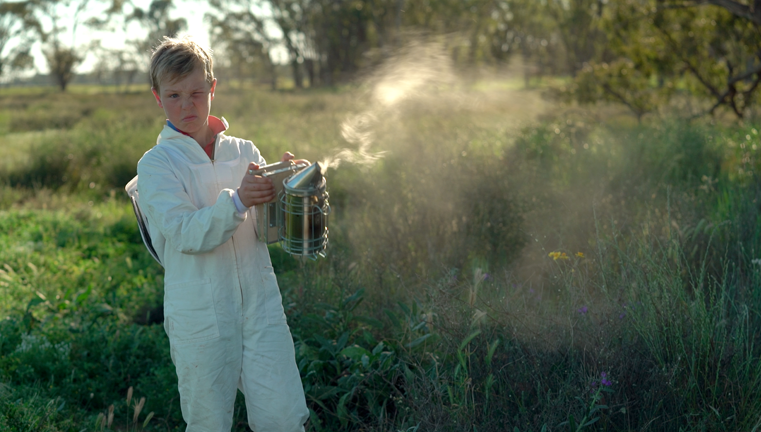 Dadant Smoker with Shield - 4" - Ecrotek Beekeeping Supplies Australia